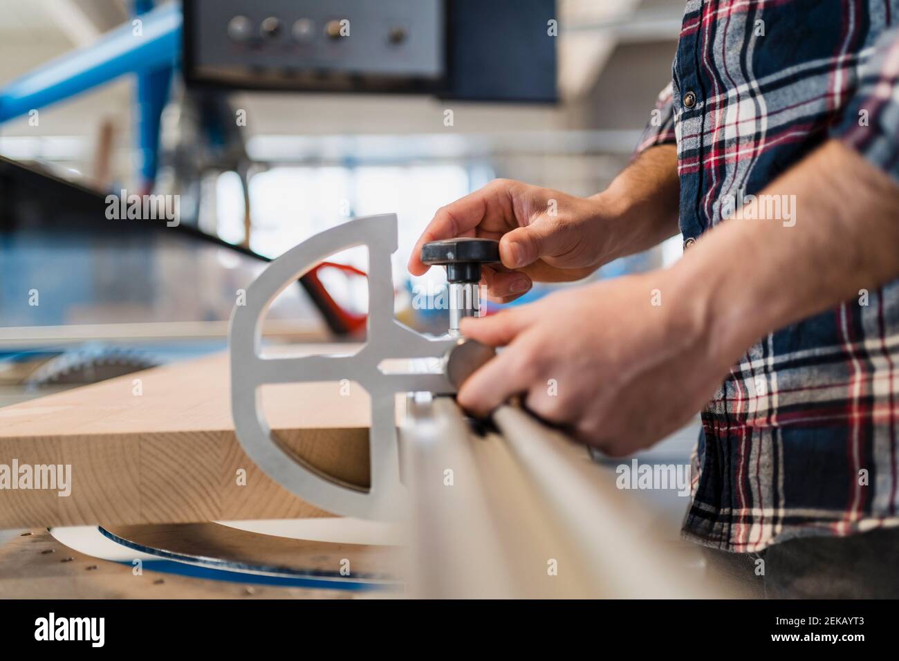 Manual tool hi-res stock photography and images - Alamy