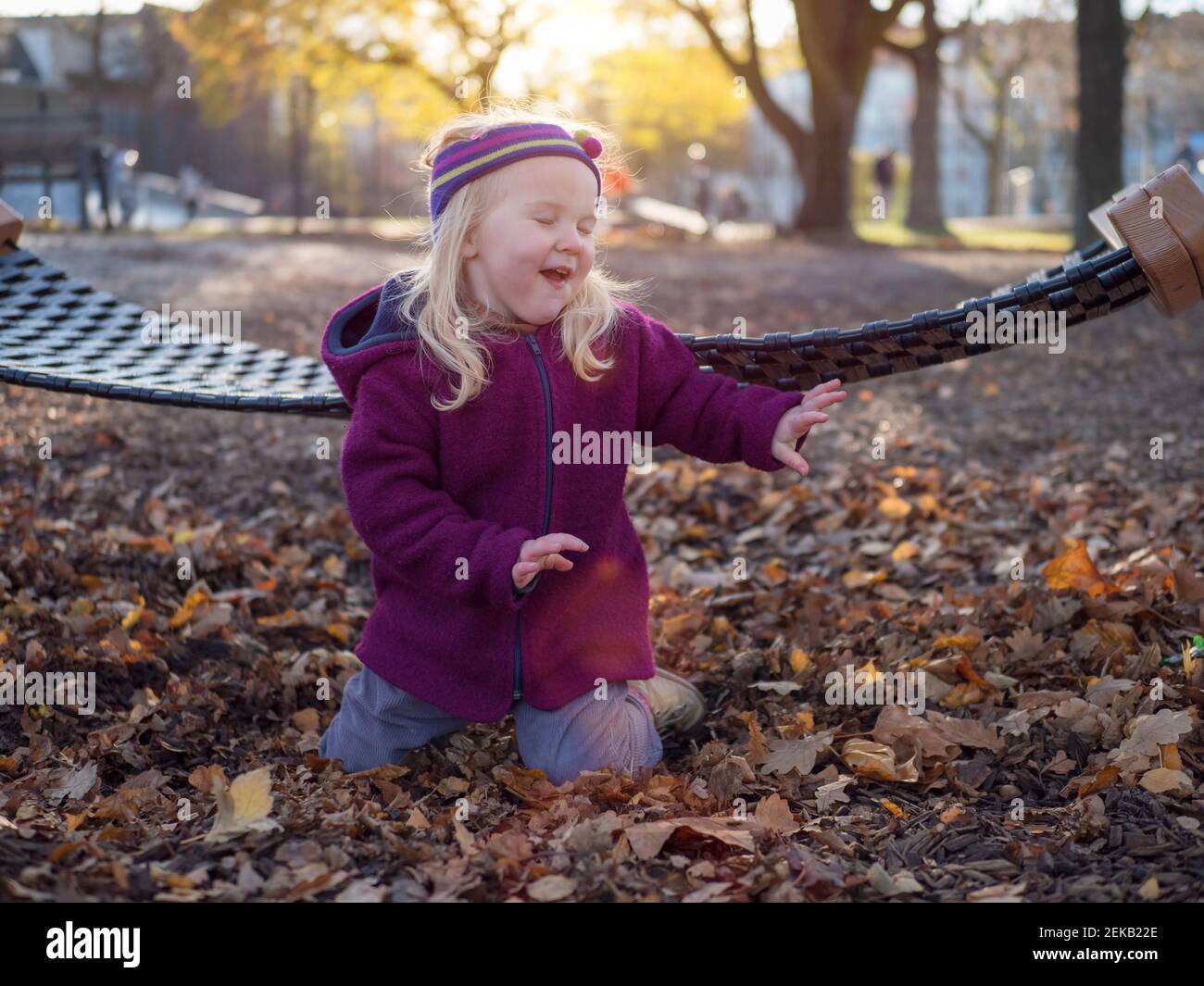 Swing dancing outdoors hi-res stock photography and images - Alamy