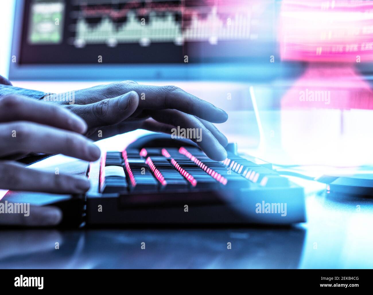 Computer typing data hi-res stock photography and images - Alamy