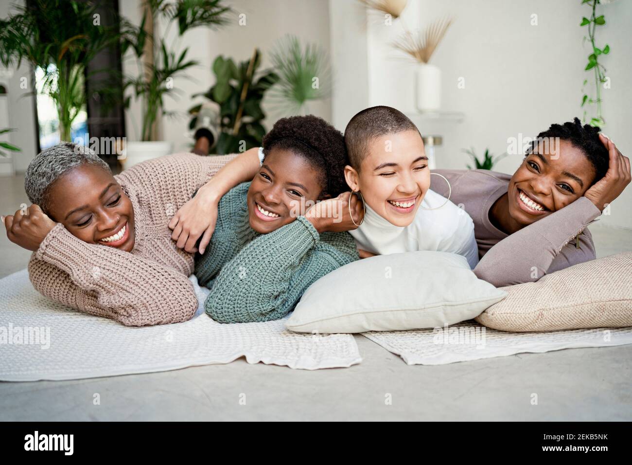 Friendship group friends lying down hi-res stock photography and images ...