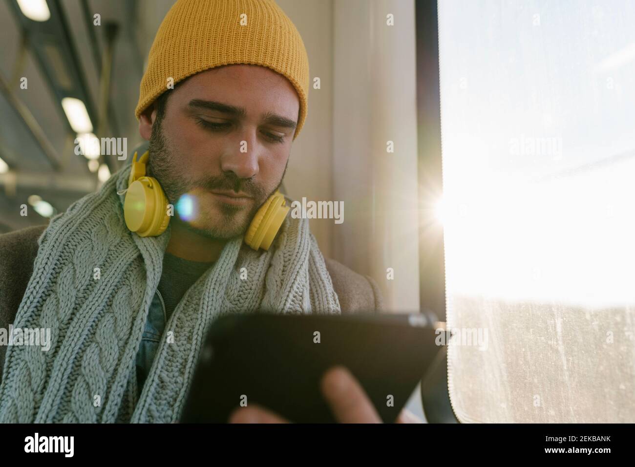 Tablet computer train hi-res stock photography and images - Alamy
