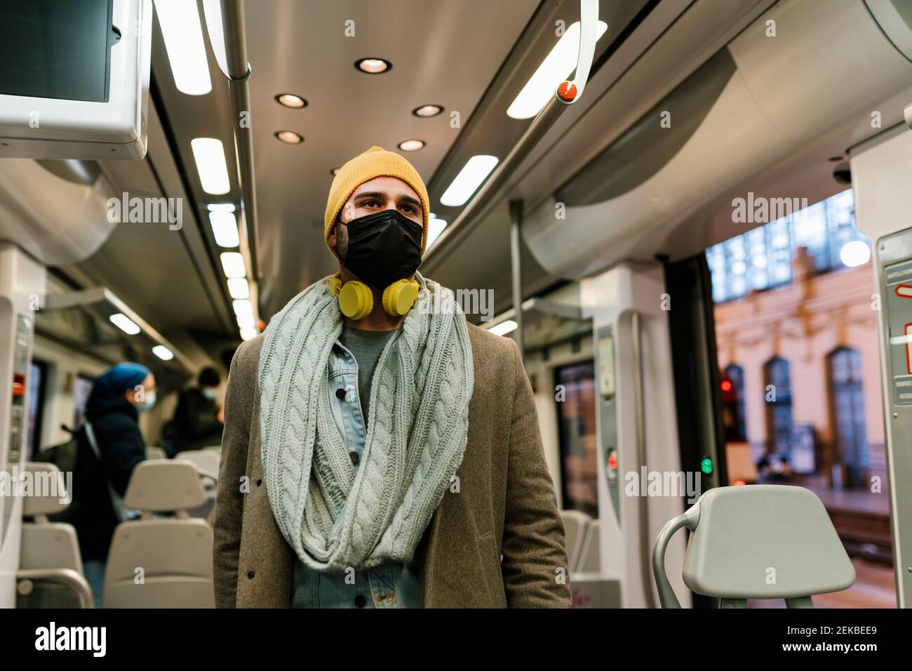 Man wearing face mask train travel hi-res stock photography and images ...