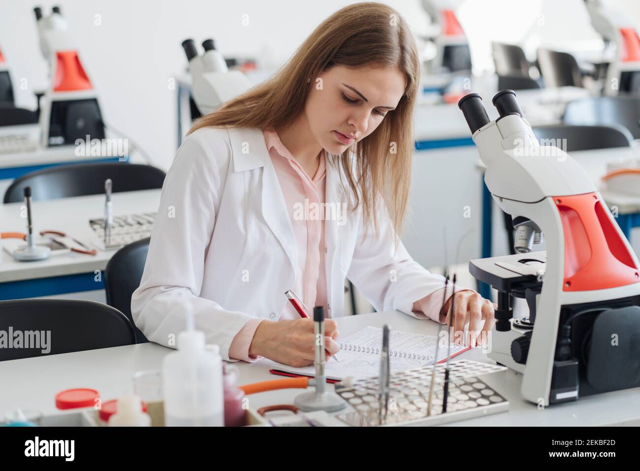 Stem education female hi-res stock photography and images - Alamy