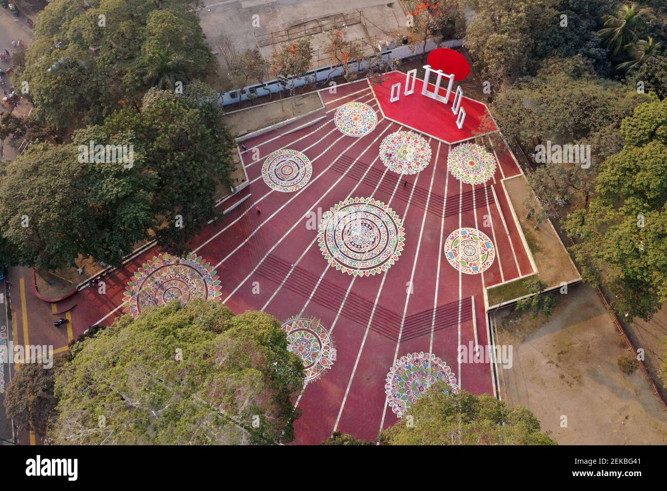 Central shohid minar hi-res stock photography and images - Alamy