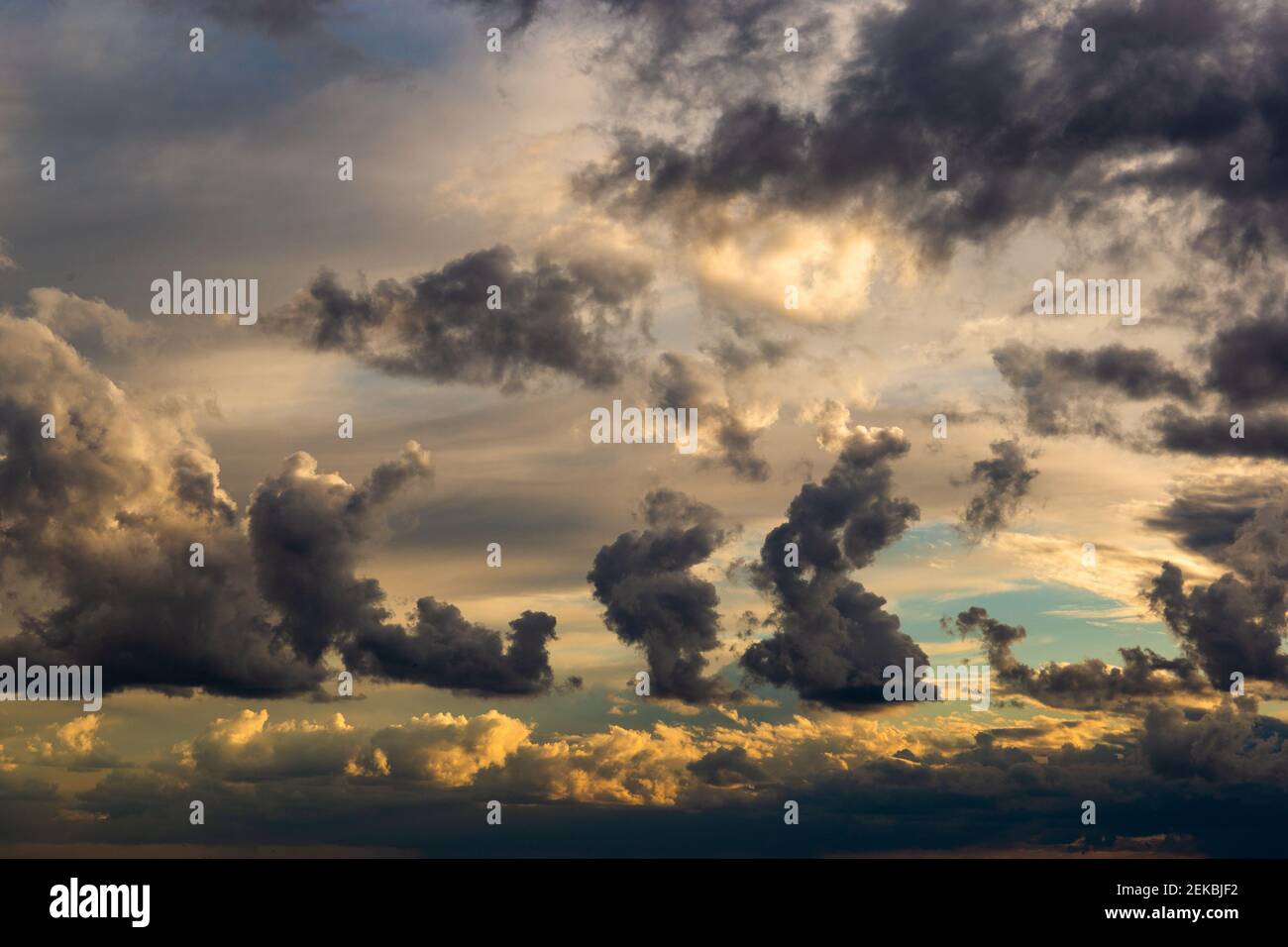 Dramatic sunset sky over ocean. Evening time. Natural background Stock ...