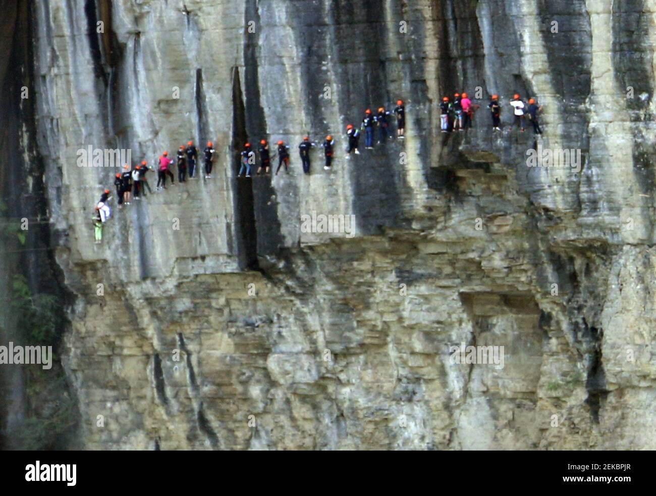 Path refers hi-res stock photography and images - Alamy