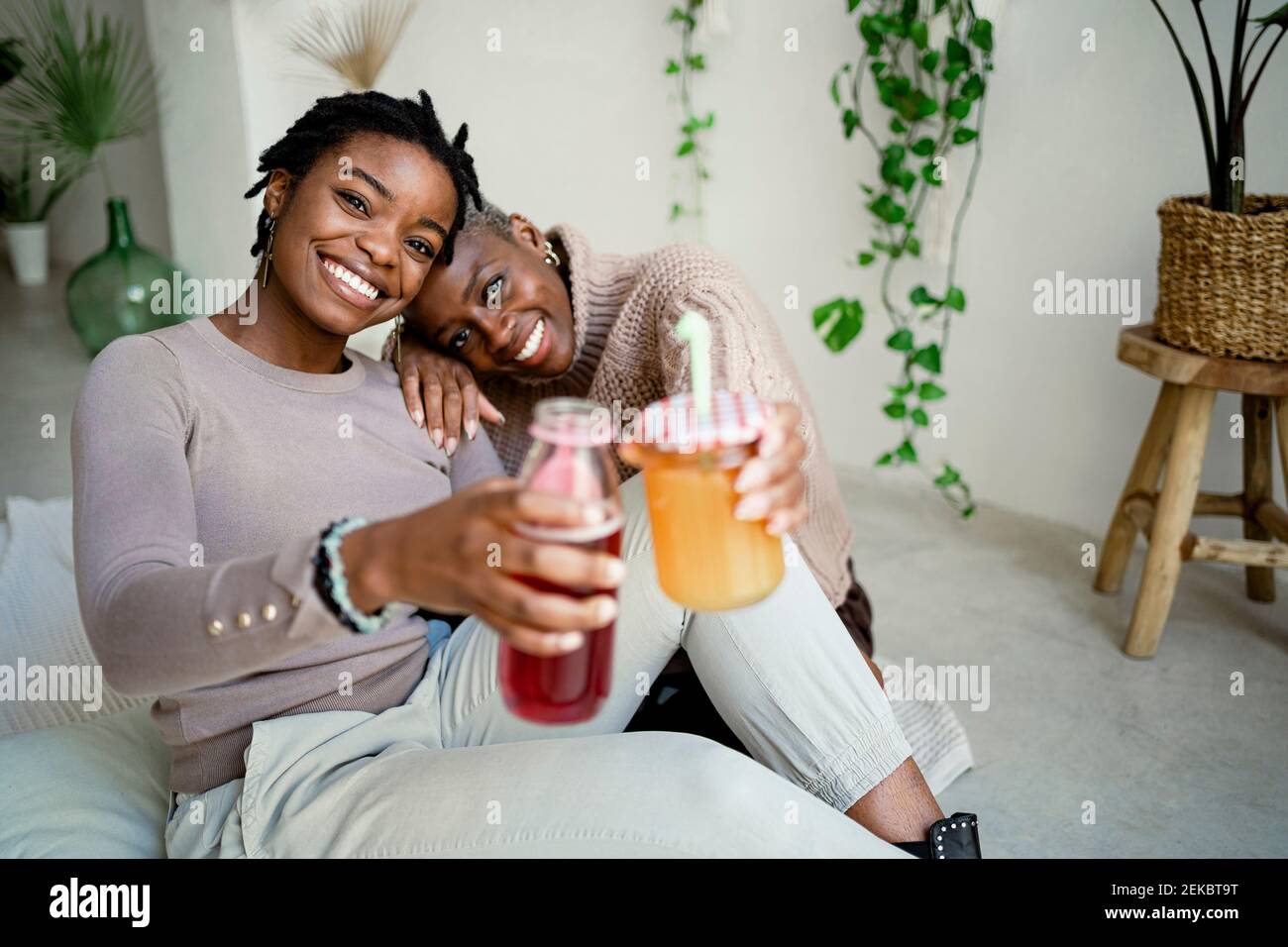 Juice drink hi-res stock photography and images - Alamy