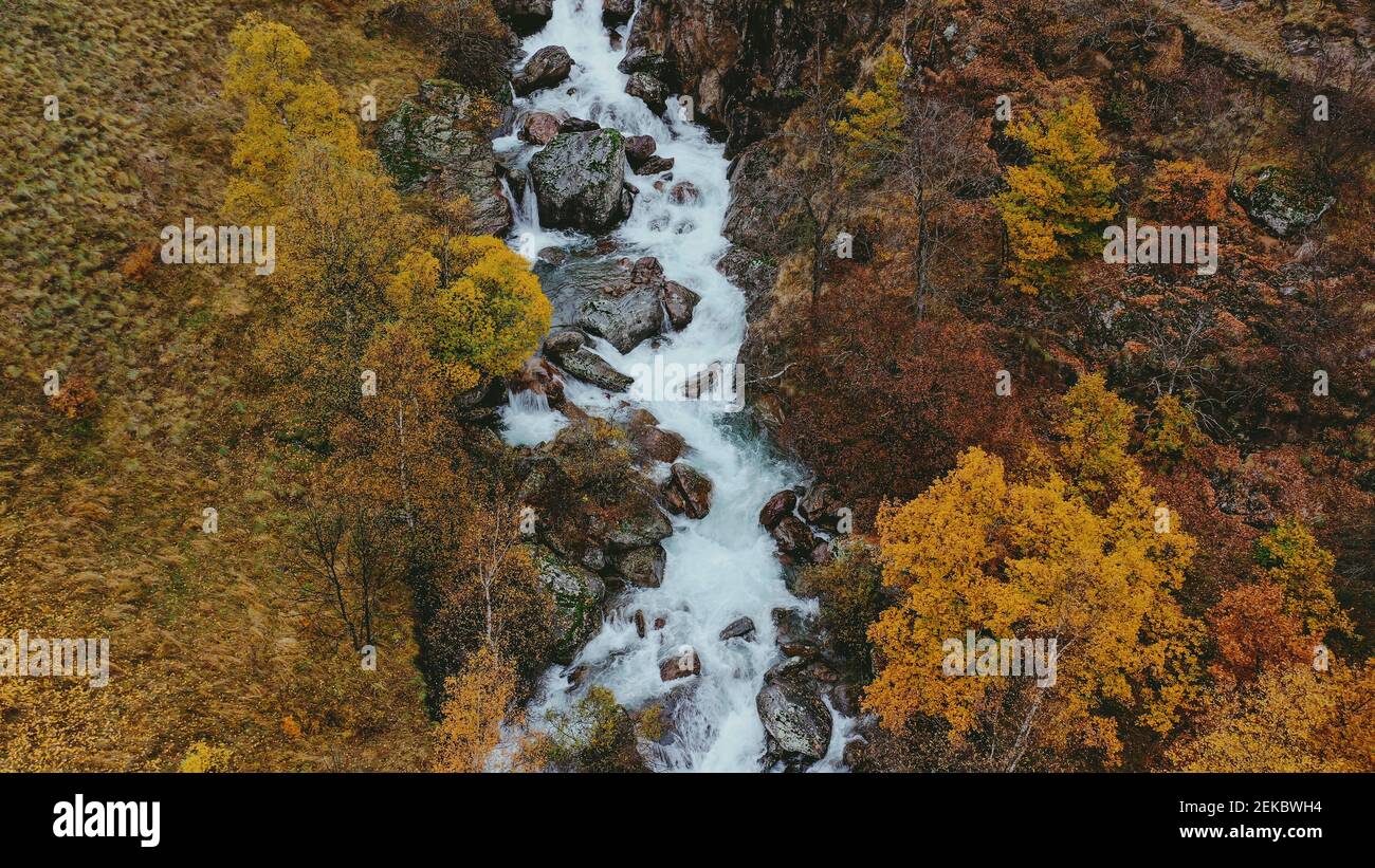 Aerial view river rocks in hi-res stock photography and images - Alamy