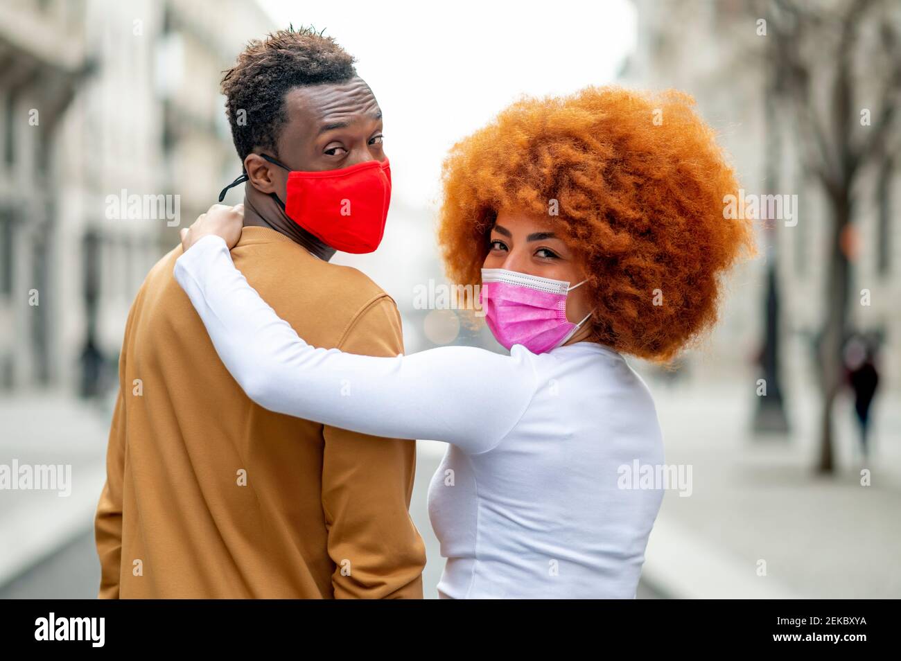 Face mask around arm hi-res stock photography and images - Alamy