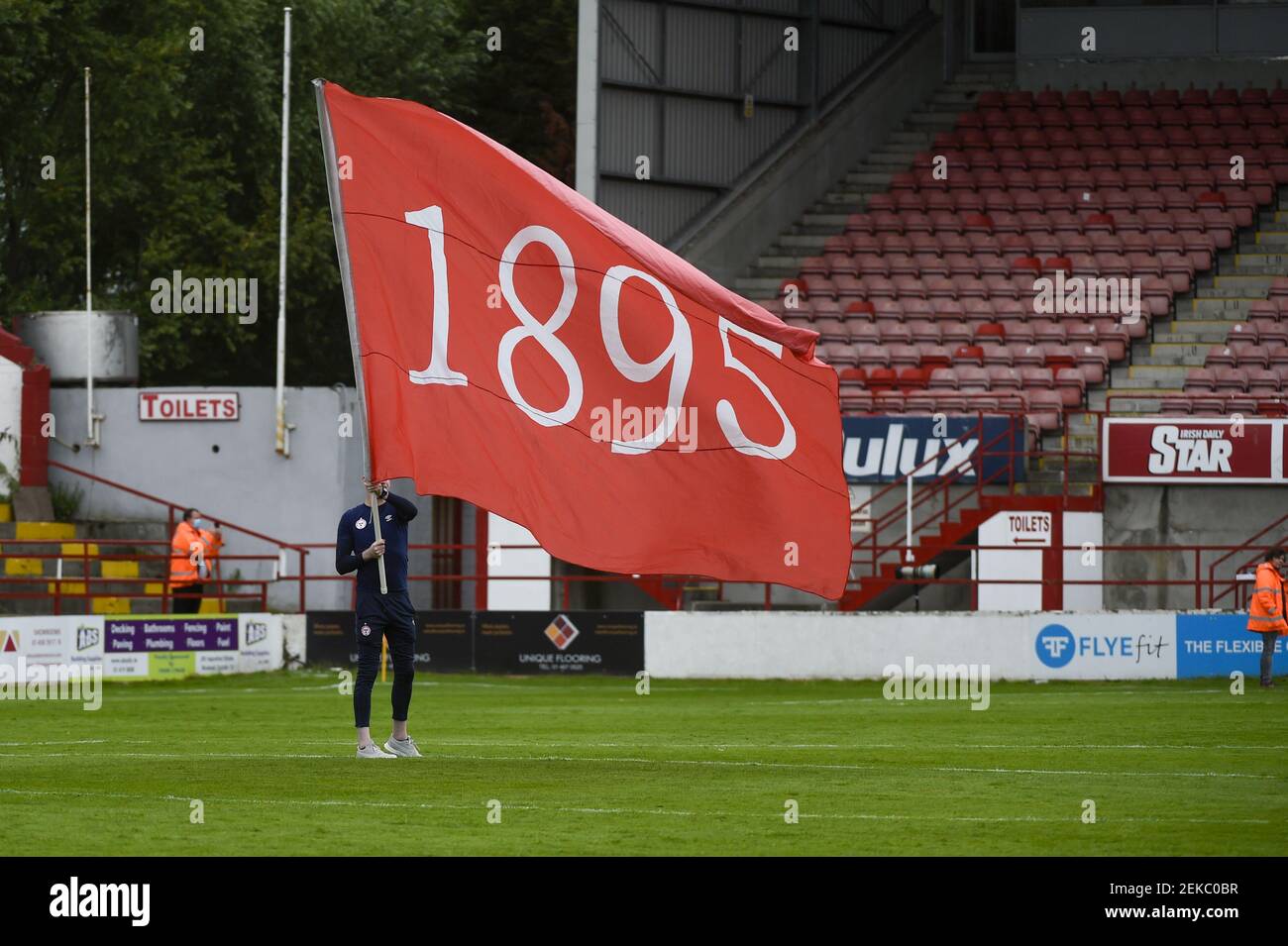 Shelbourne flag during the SSE Airtricity Premier Division match ...