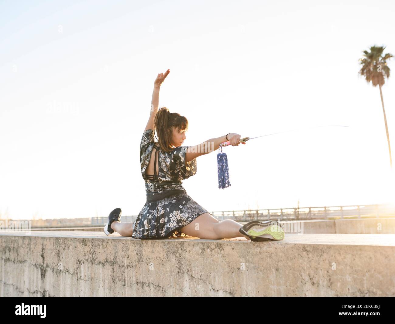 Leg split hi-res stock photography and images - Alamy