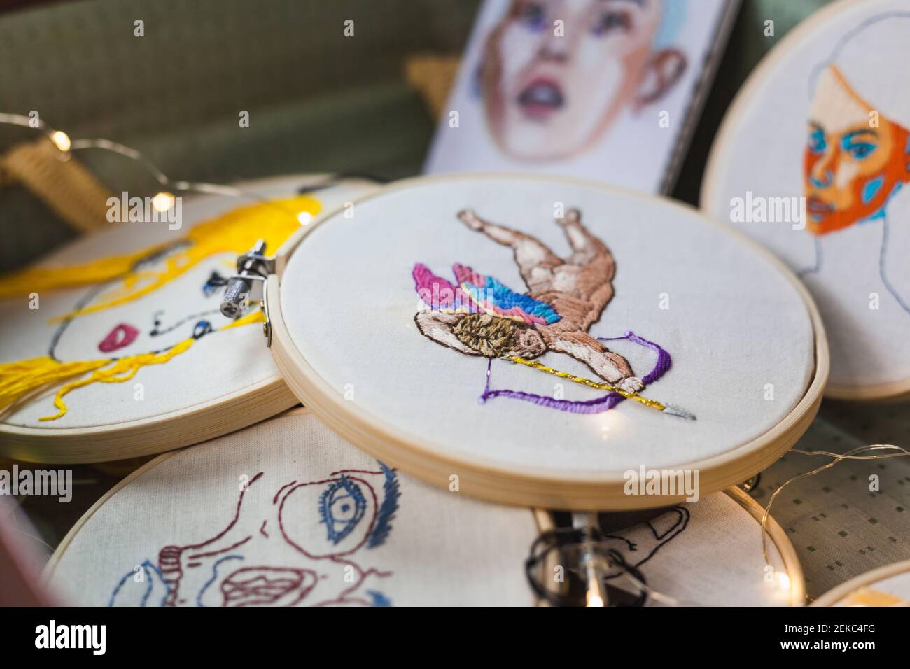 Embroidery pattern close up hi-res stock photography and images - Alamy