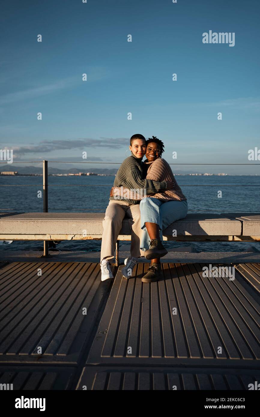 Two friends love each other hi-res stock photography and images - Alamy