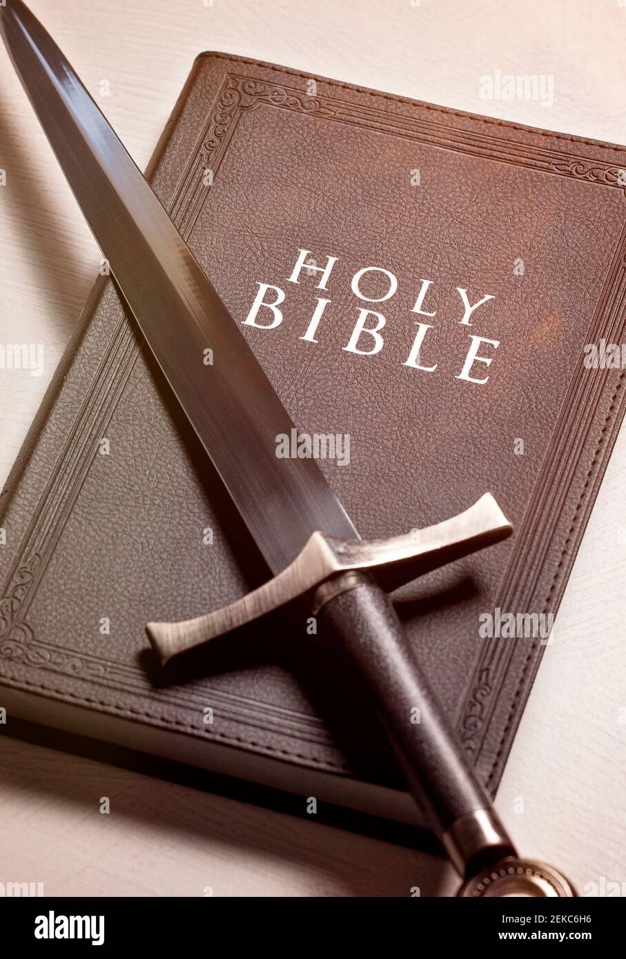 Double edged sword bible hi-res stock photography and images - Alamy