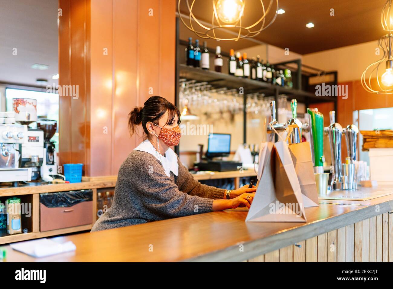 Take away bag hi-res stock photography and images - Alamy