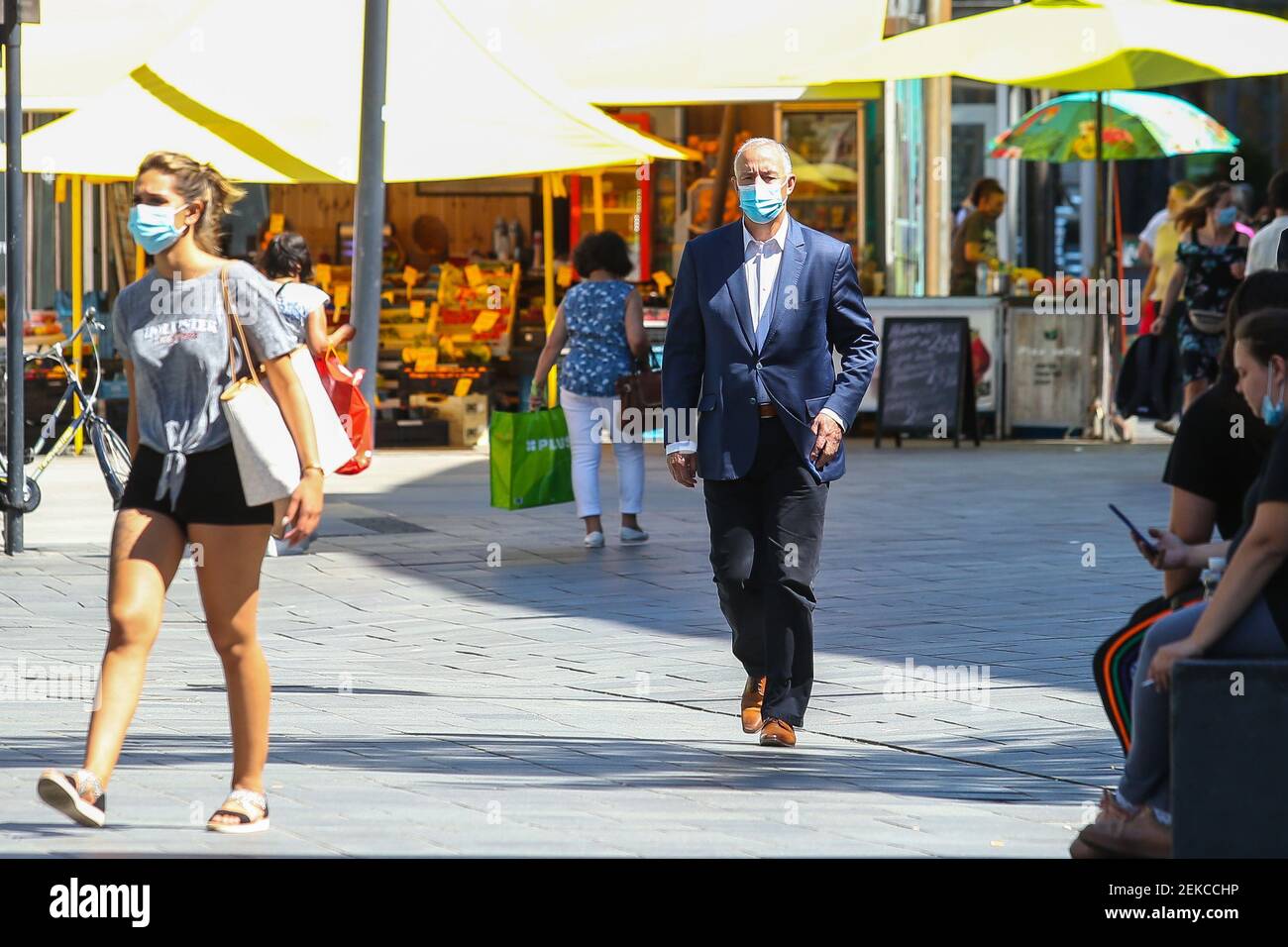 ROTTERDAM, 5-08-2020, In Rotterdam a mouthmask must be worn in some ...