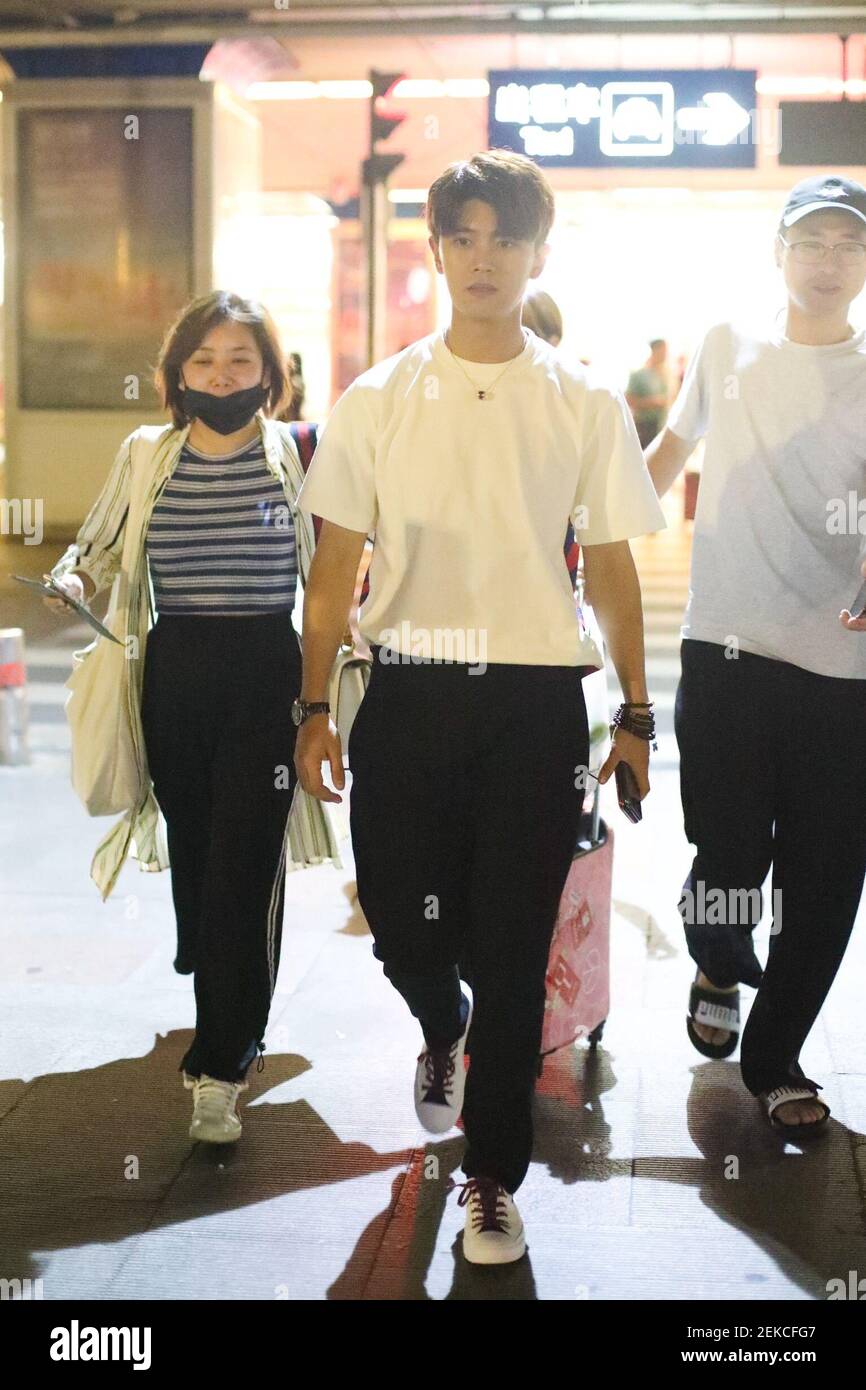 --FILE--Chinese actor Ren Jialun, also known as Allen Ren, shows up ...