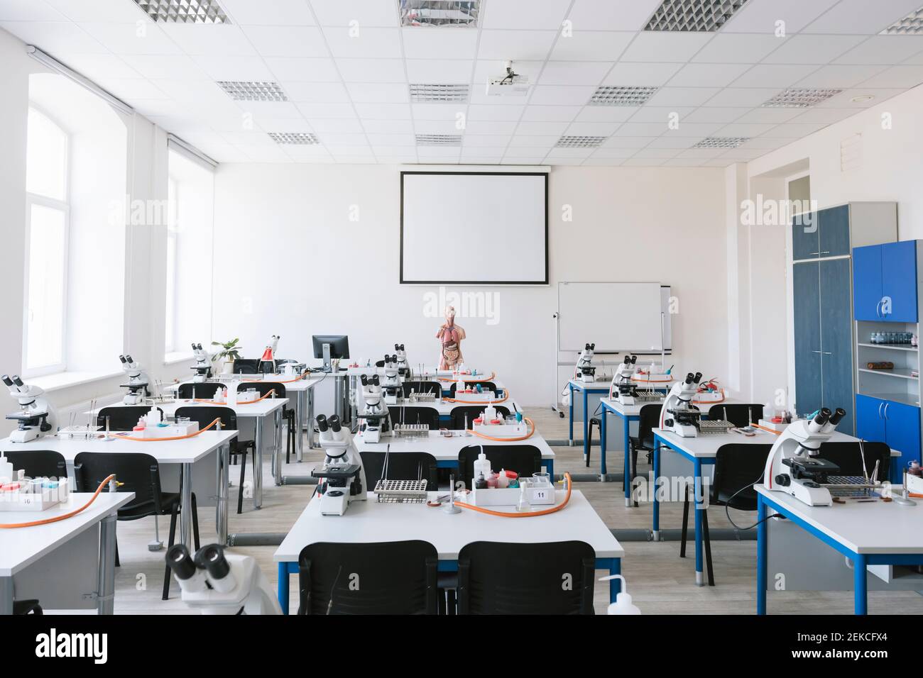 Interior of a science lab classroom Stock Photo - Alamy