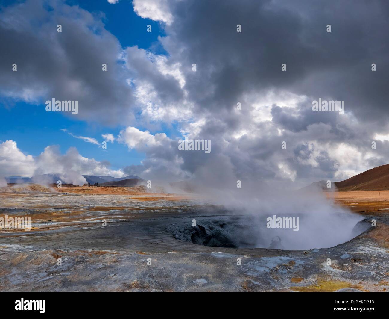 Steam in sky hi-res stock photography and images - Alamy