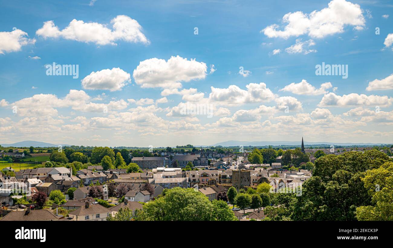 Sunny ireland hi-res stock photography and images - Alamy