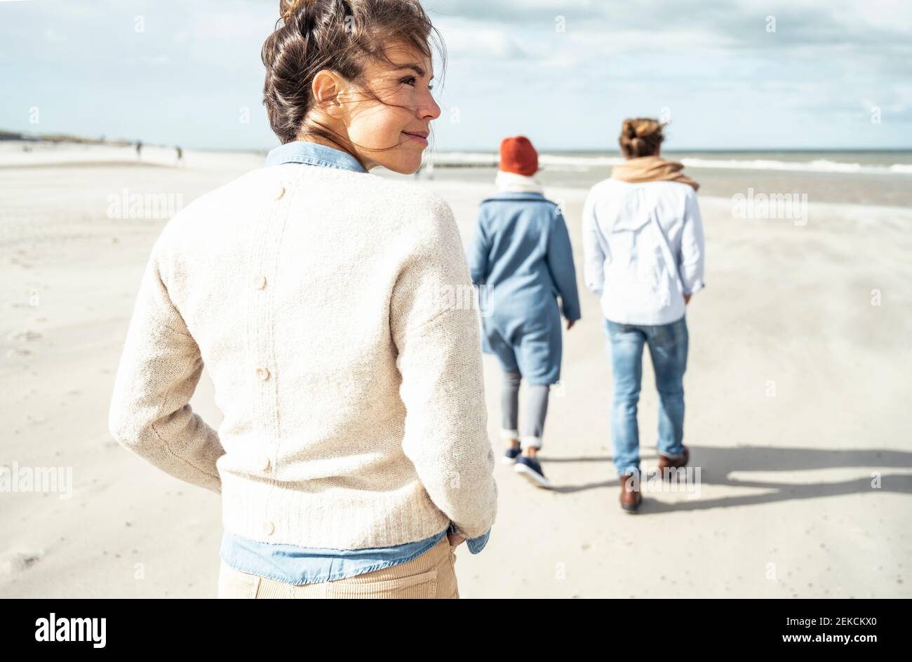 Sandy beach with people hi-res stock photography and images - Alamy