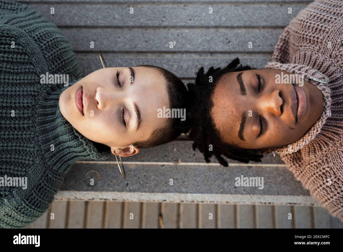 Lying bench hi-res stock photography and images - Alamy