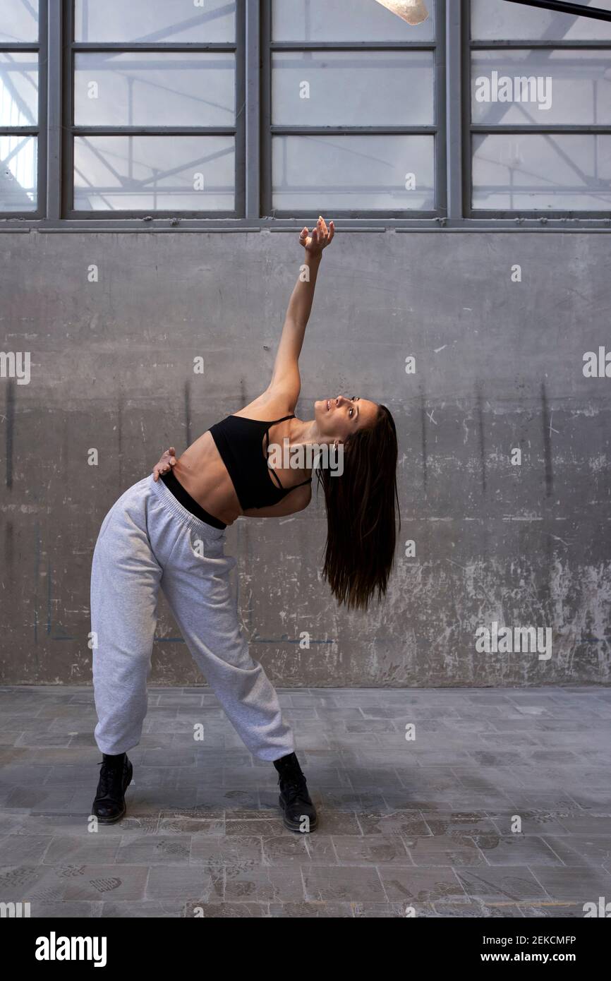 Female dancer is stretching hi-res stock photography and images - Alamy