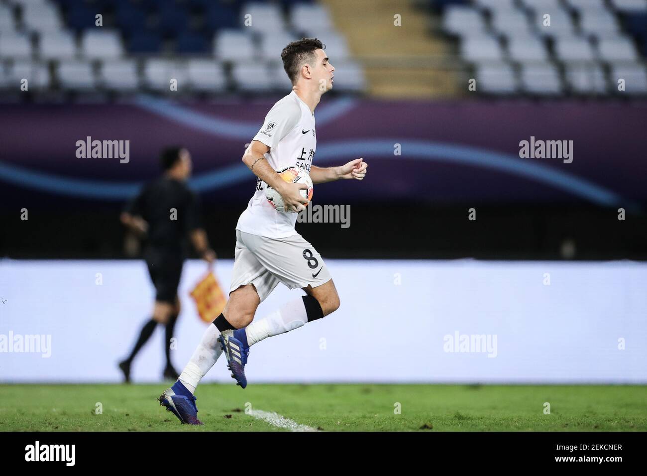 Brazilian football player Oscar dos Santos Emboaba Junior, better known ...