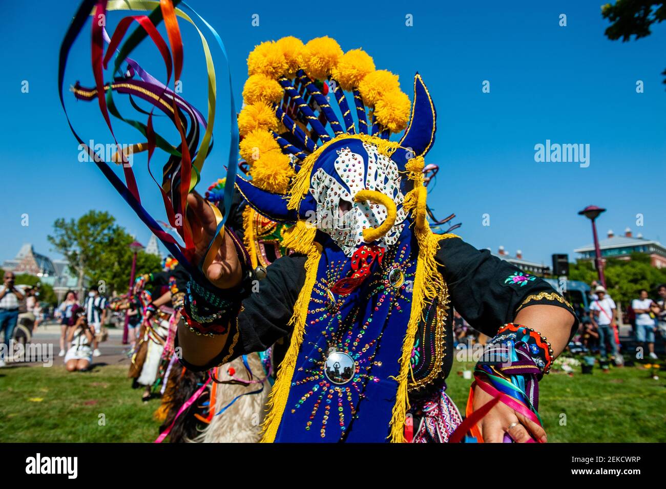 People wearing Bolivian traditional costumes during the commemoration ...