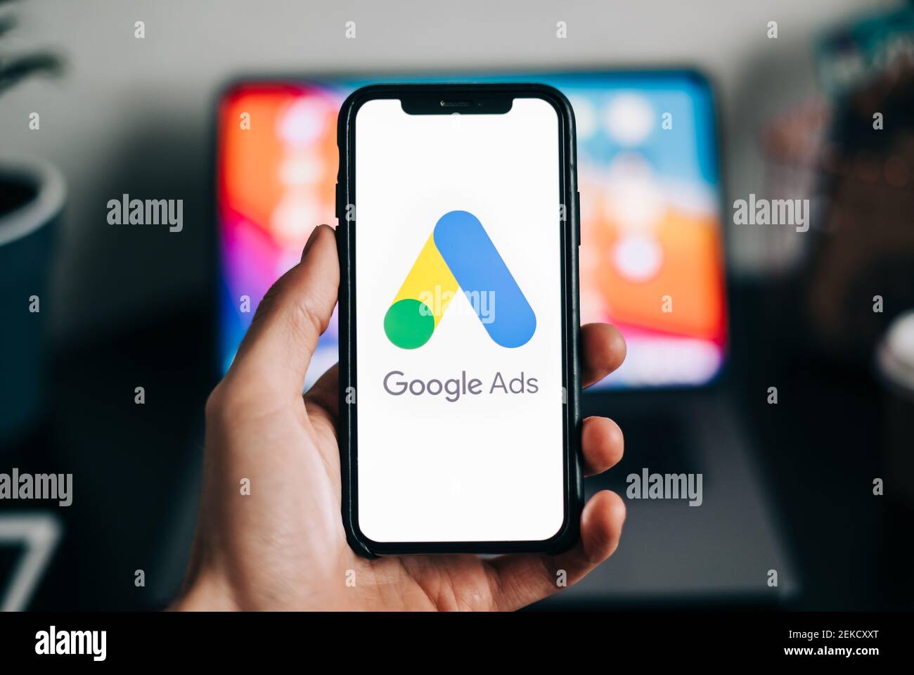 Google Ads logo on smartphone screen in hand Stock Photo - Alamy