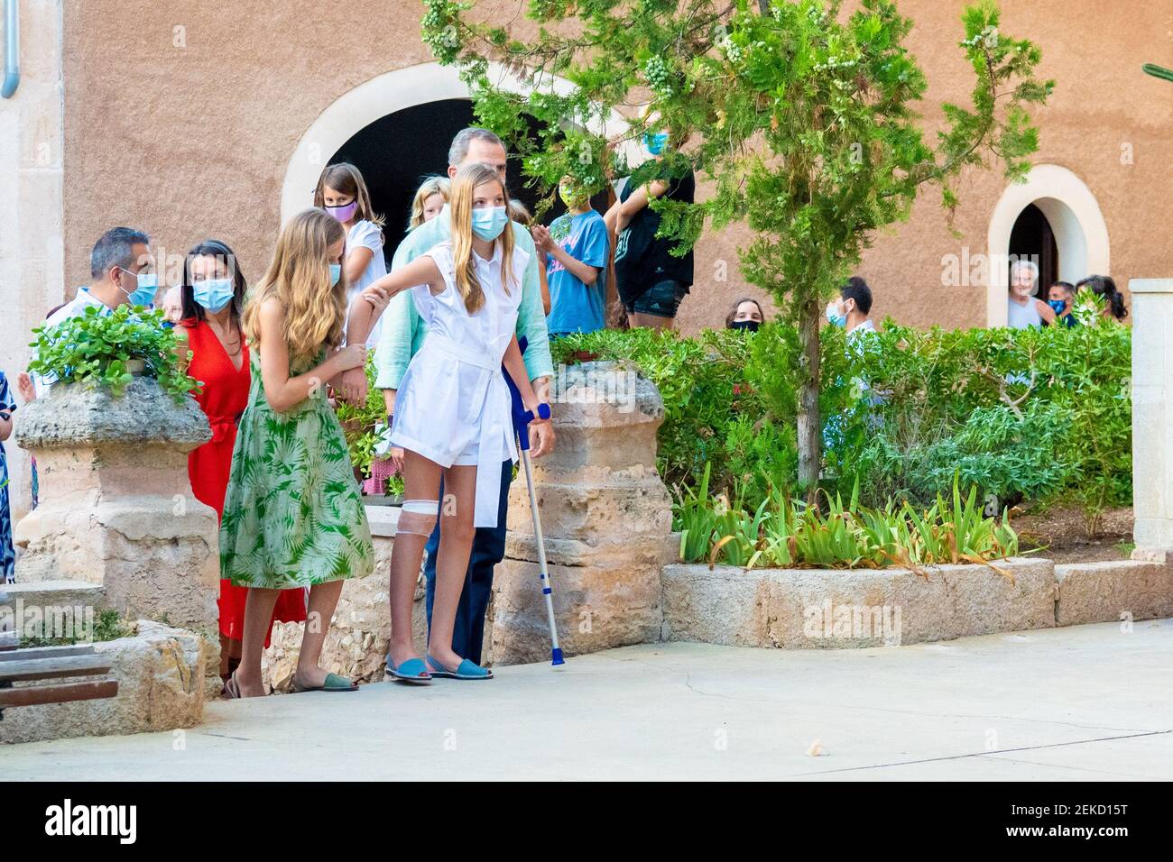 King Felipe VI of Spain and Queen Letizia with Princess Leonor and ...