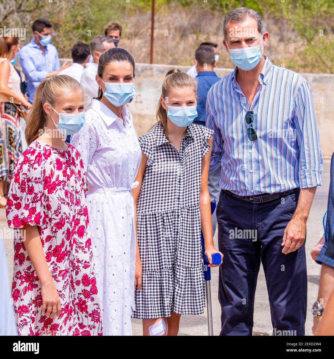 King Felipe VI of Spain and Queen Letizia with Princess Leonor and ...