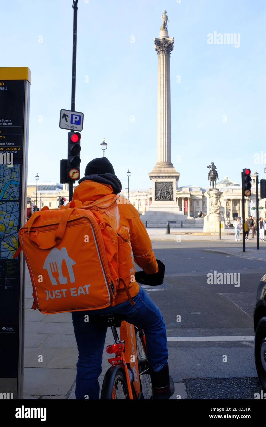 Just eat delivery courier hi-res stock photography and images - Alamy