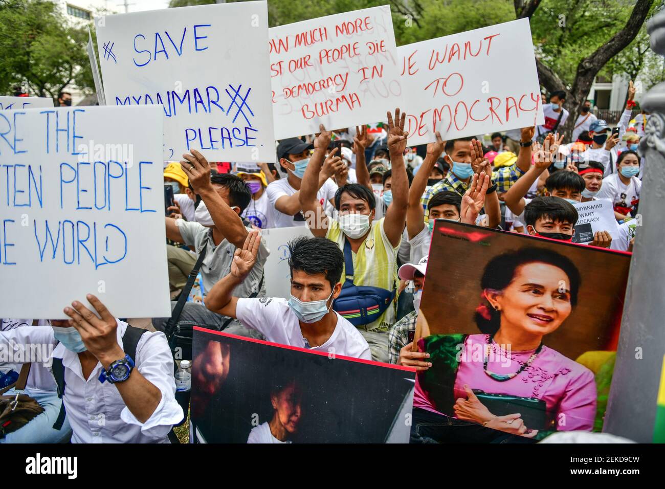 Stop harming people hi-res stock photography and images - Alamy