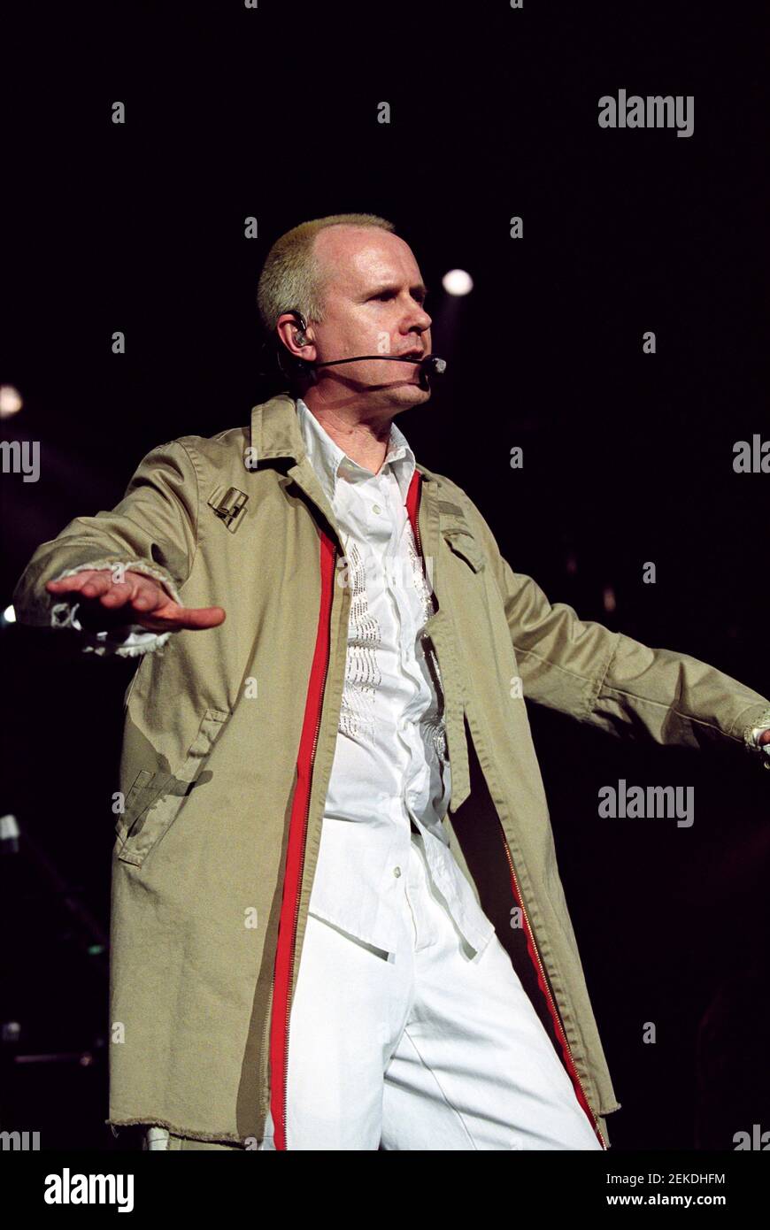 Howard jones singer hi-res stock photography and images - Alamy