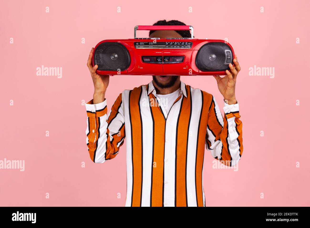 African american record player hi-res stock photography and images - Alamy
