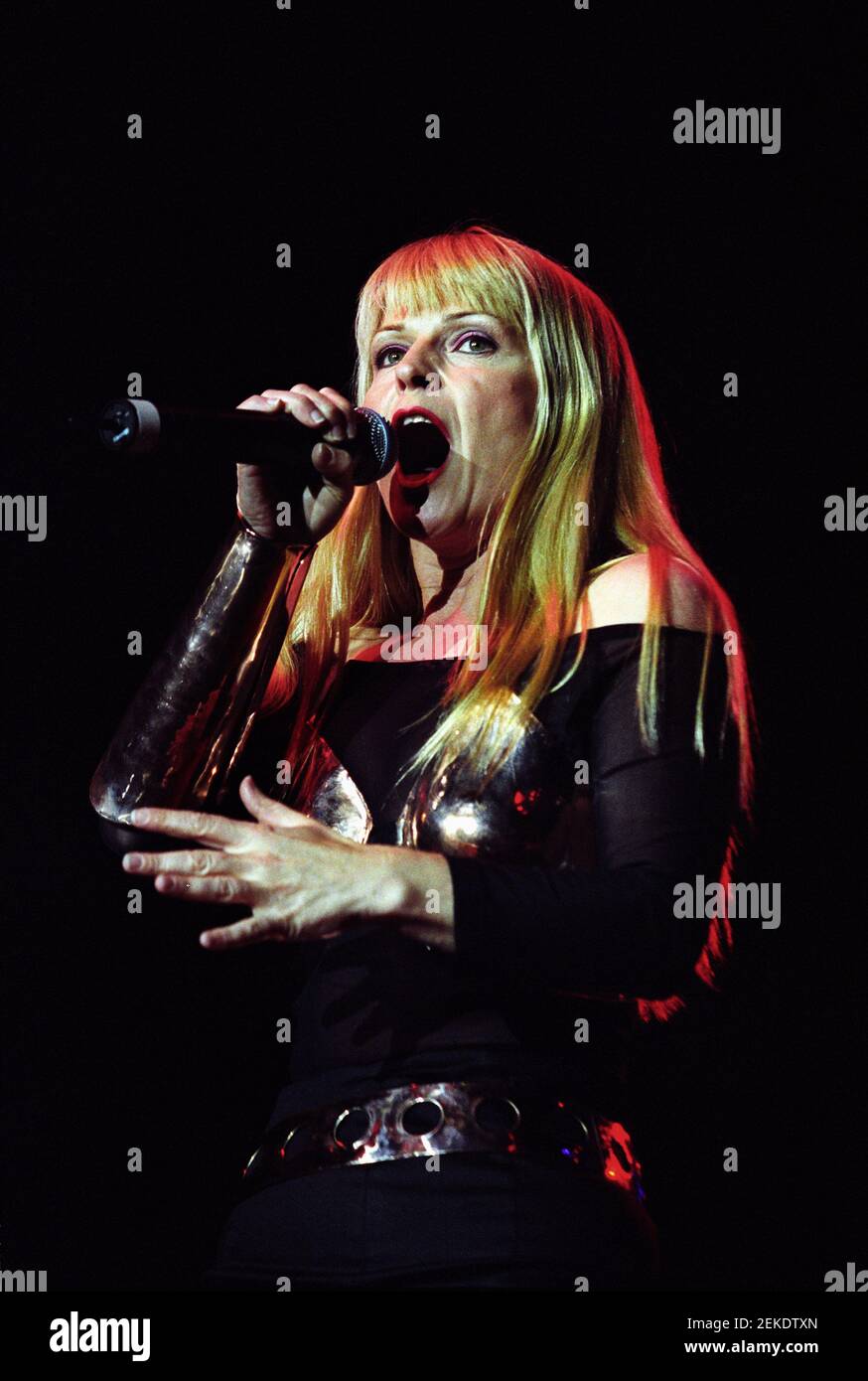 British punk rock singer toyah hi-res stock photography and images - Alamy