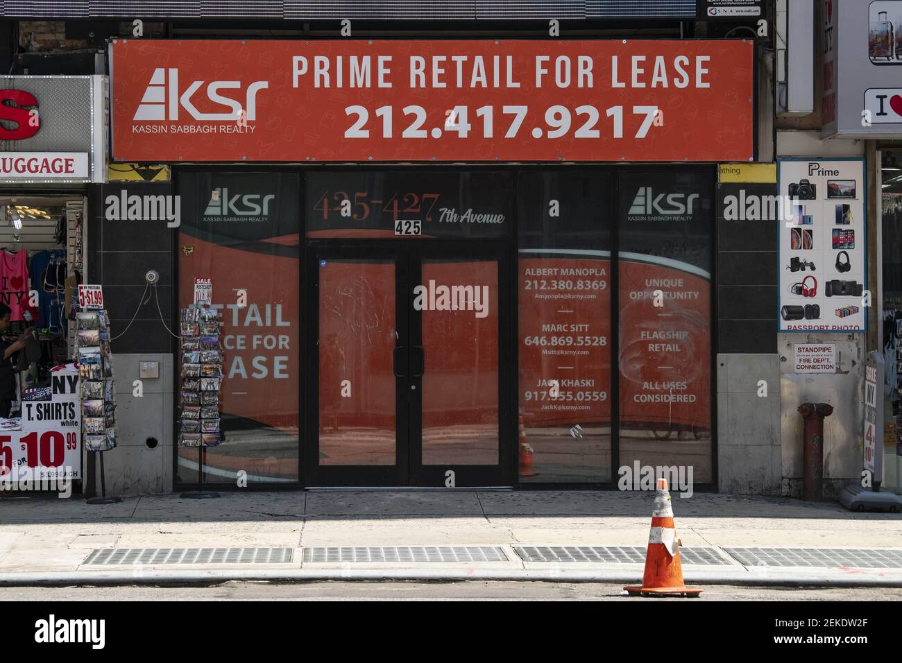 August 17, 2020: An overall view of a closed retail store front on 7th ...