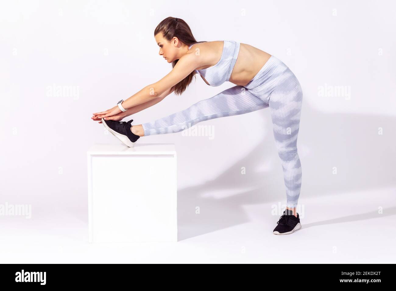 Bending exercises hi-res stock photography and images - Alamy