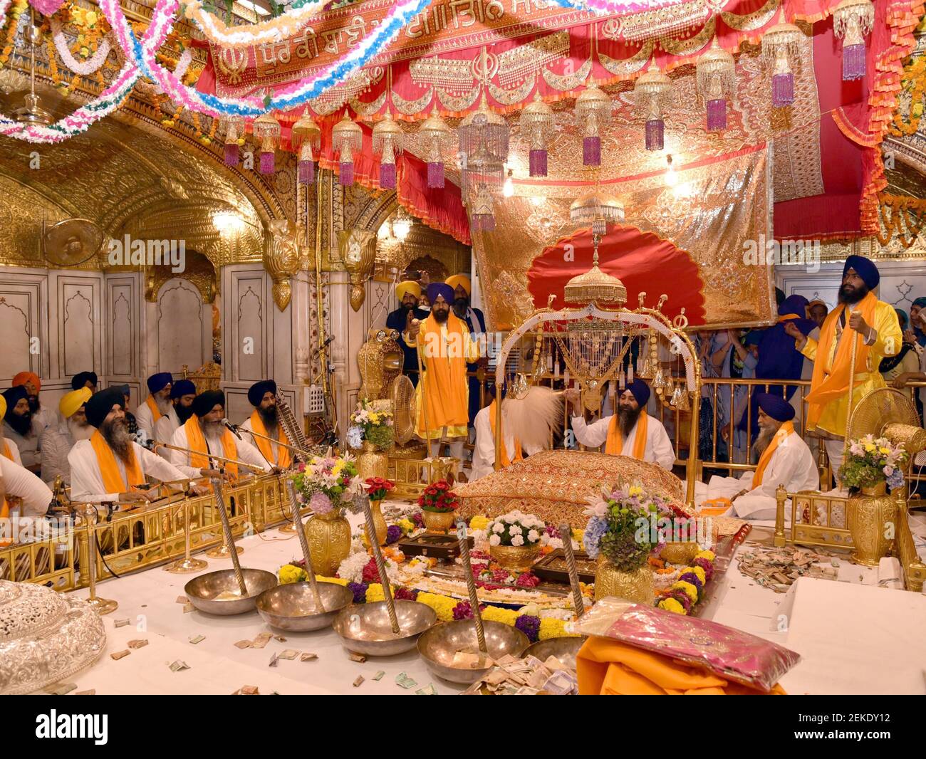 Guru Granth Sahib Ji Golden Temple