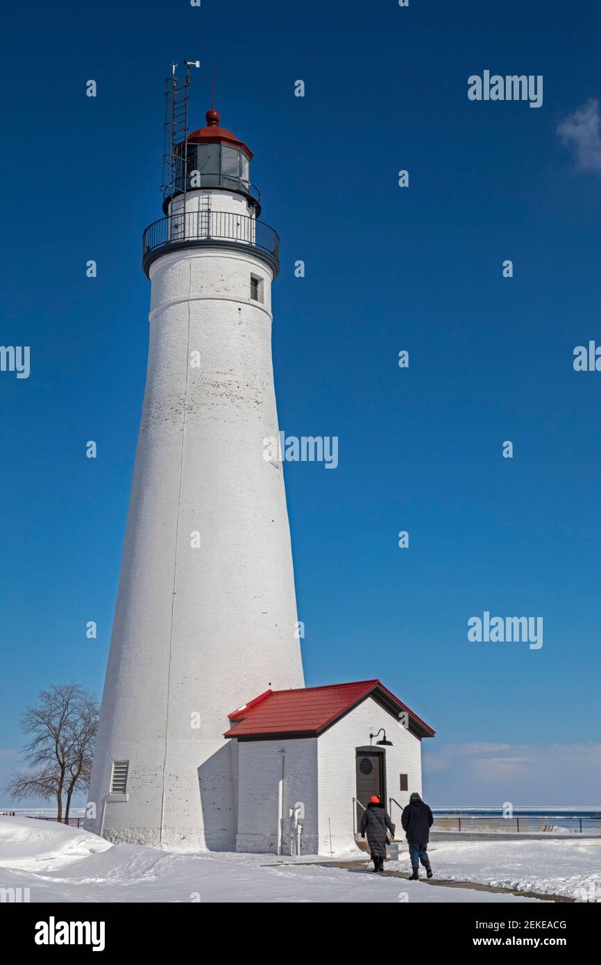 Port Huron, Michigan - The Fort Gratiot Lighthouse. Built in 1829 to ...