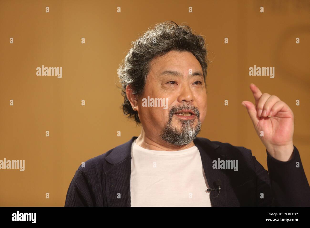 Chinese tenors Wei Song shares stories about singing during a talk show ...