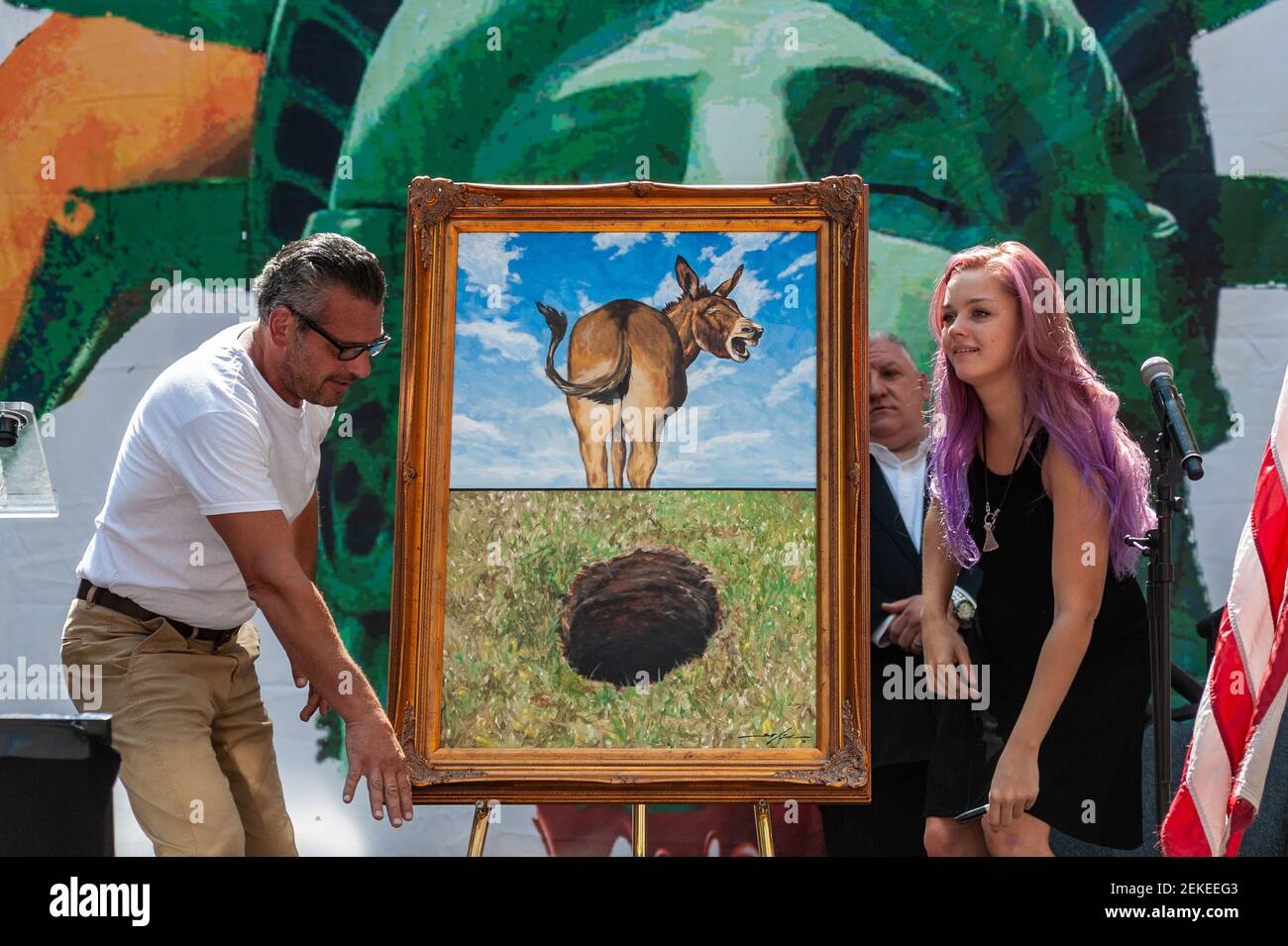 Scott lobaido hi-res stock photography and images - Alamy