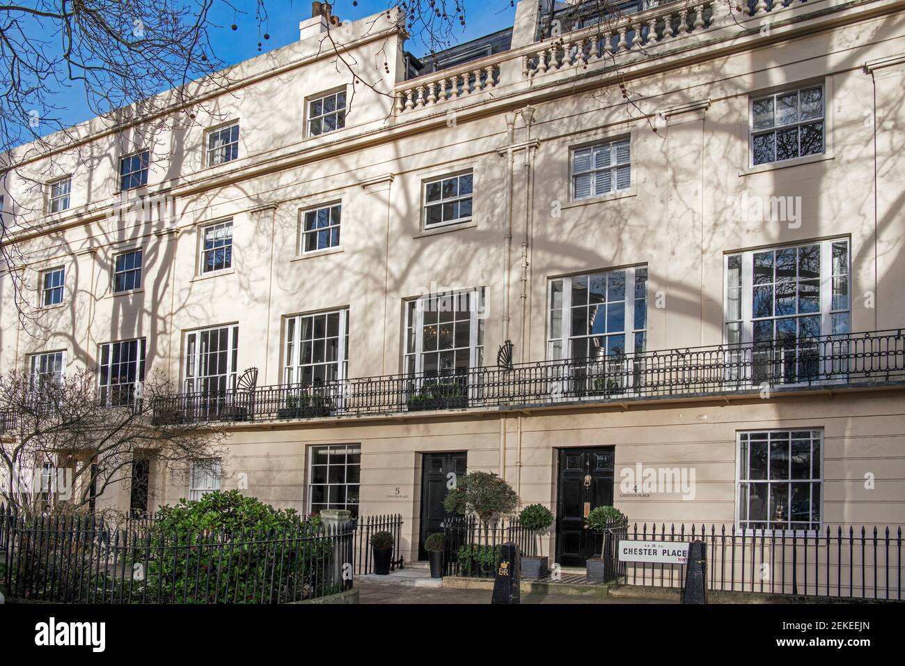 Chester terrace entrance hi-res stock photography and images - Alamy