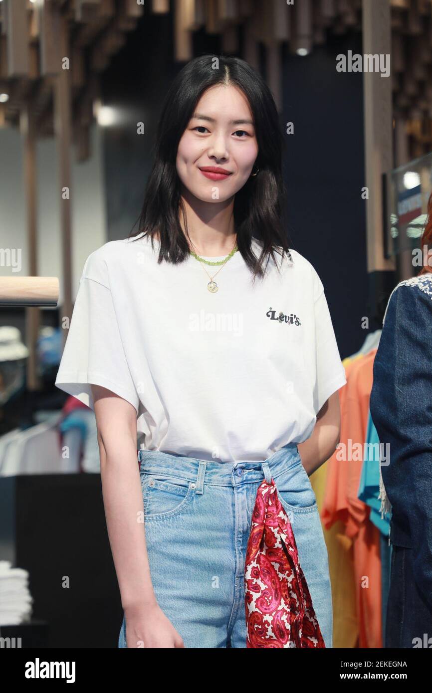 Chinese model Liu Wen attends a brand promotional event in Shanghai ...