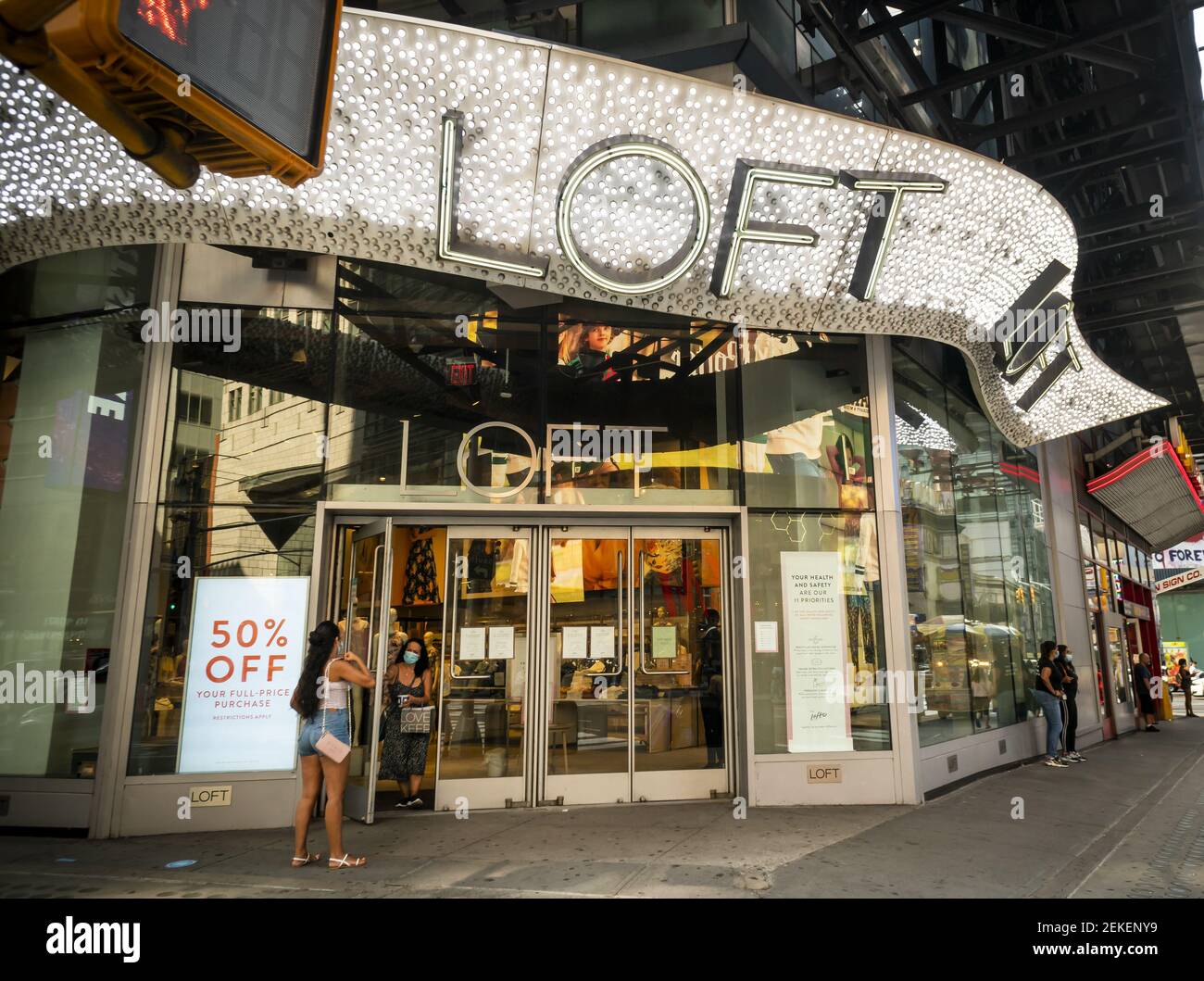 The Loft store in Times Square hotel in New York on Saturday, August 22 ...