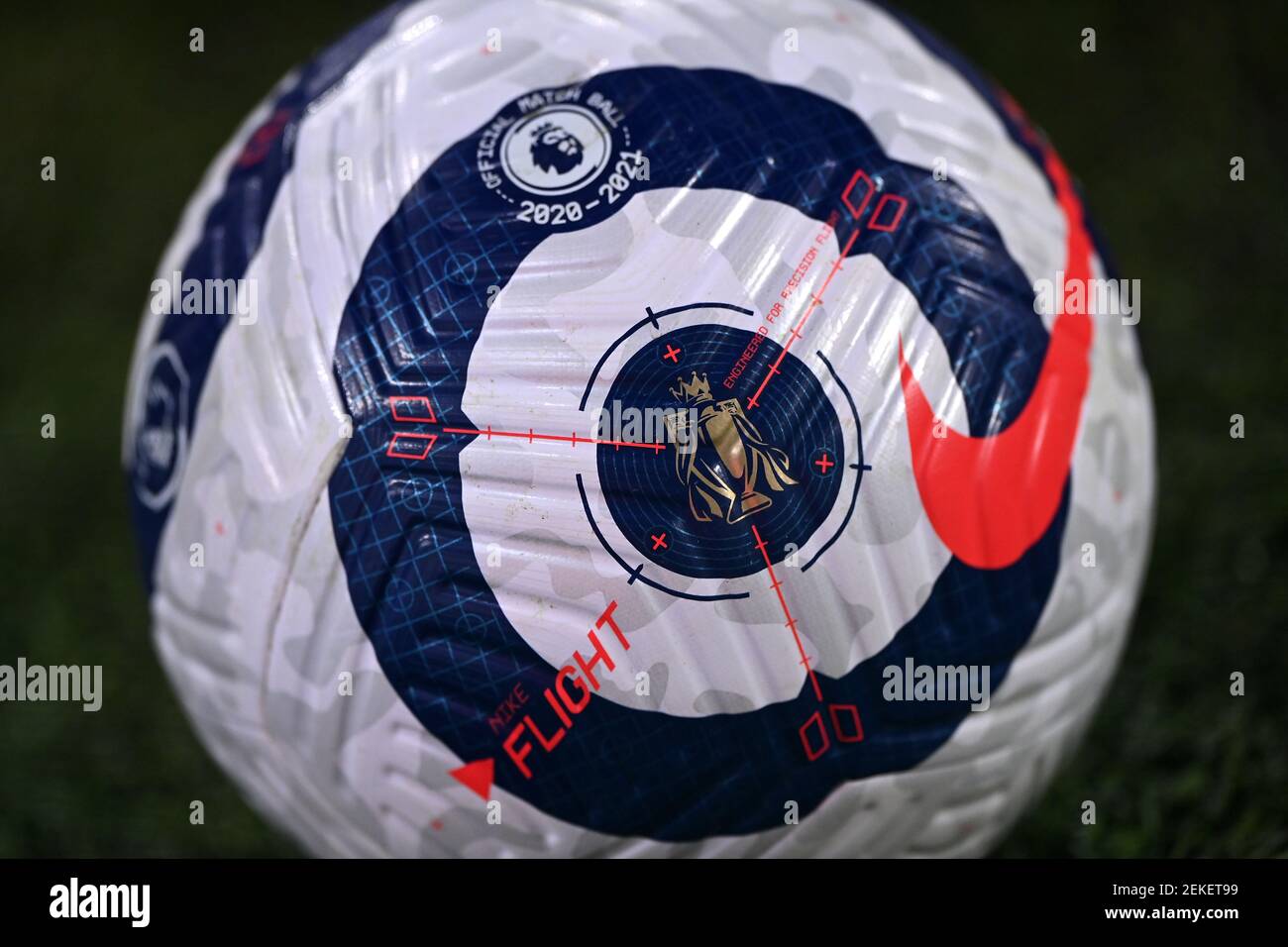 Nike english premier league flight football hi-res stock photography ...