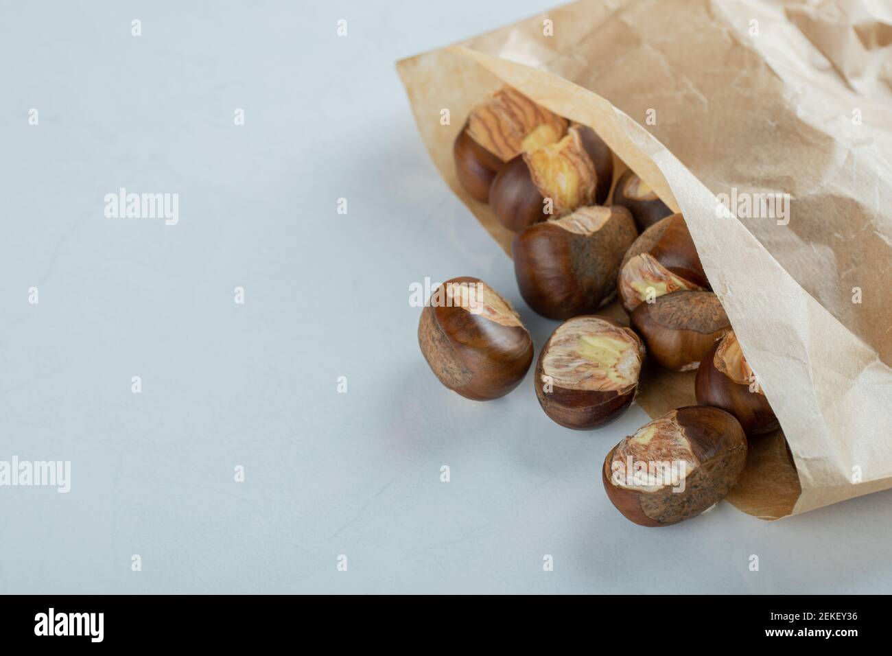 Hot brown roasted chestnuts hi-res stock photography and images - Alamy