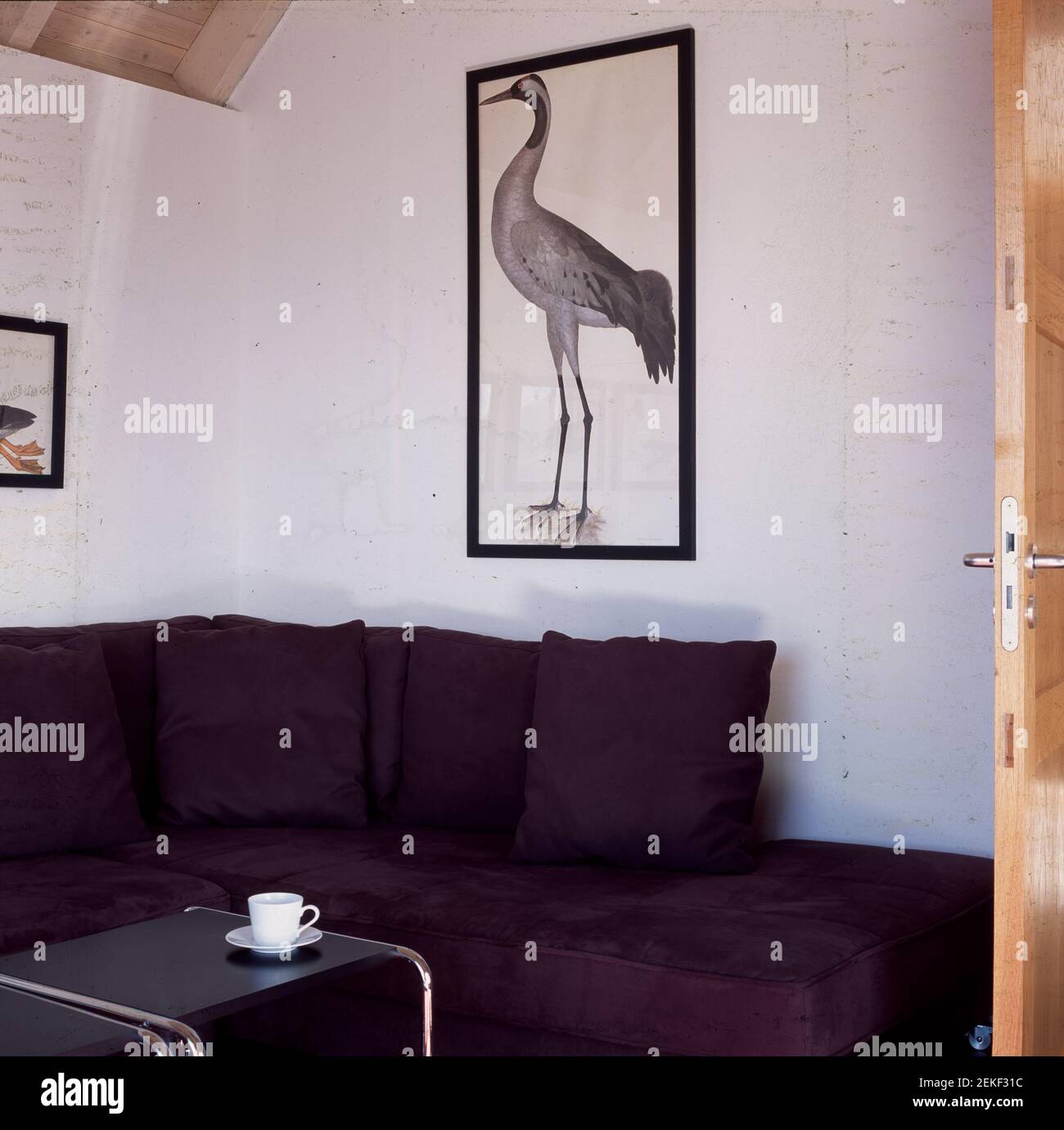 Glass tables hi-res stock photography and images - Alamy