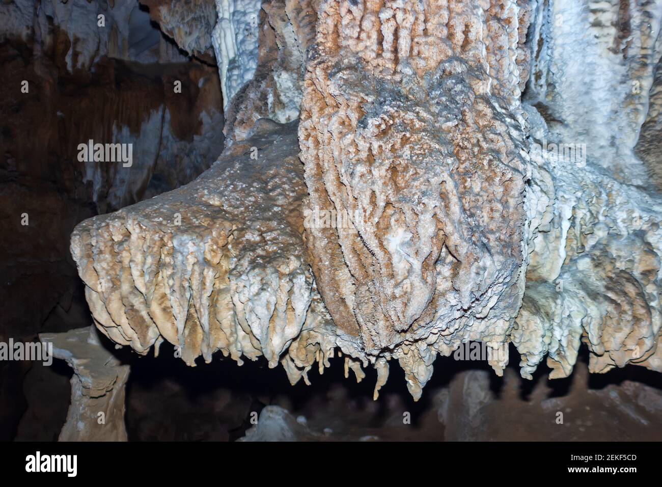 Swallow hole limestone hi-res stock photography and images - Alamy